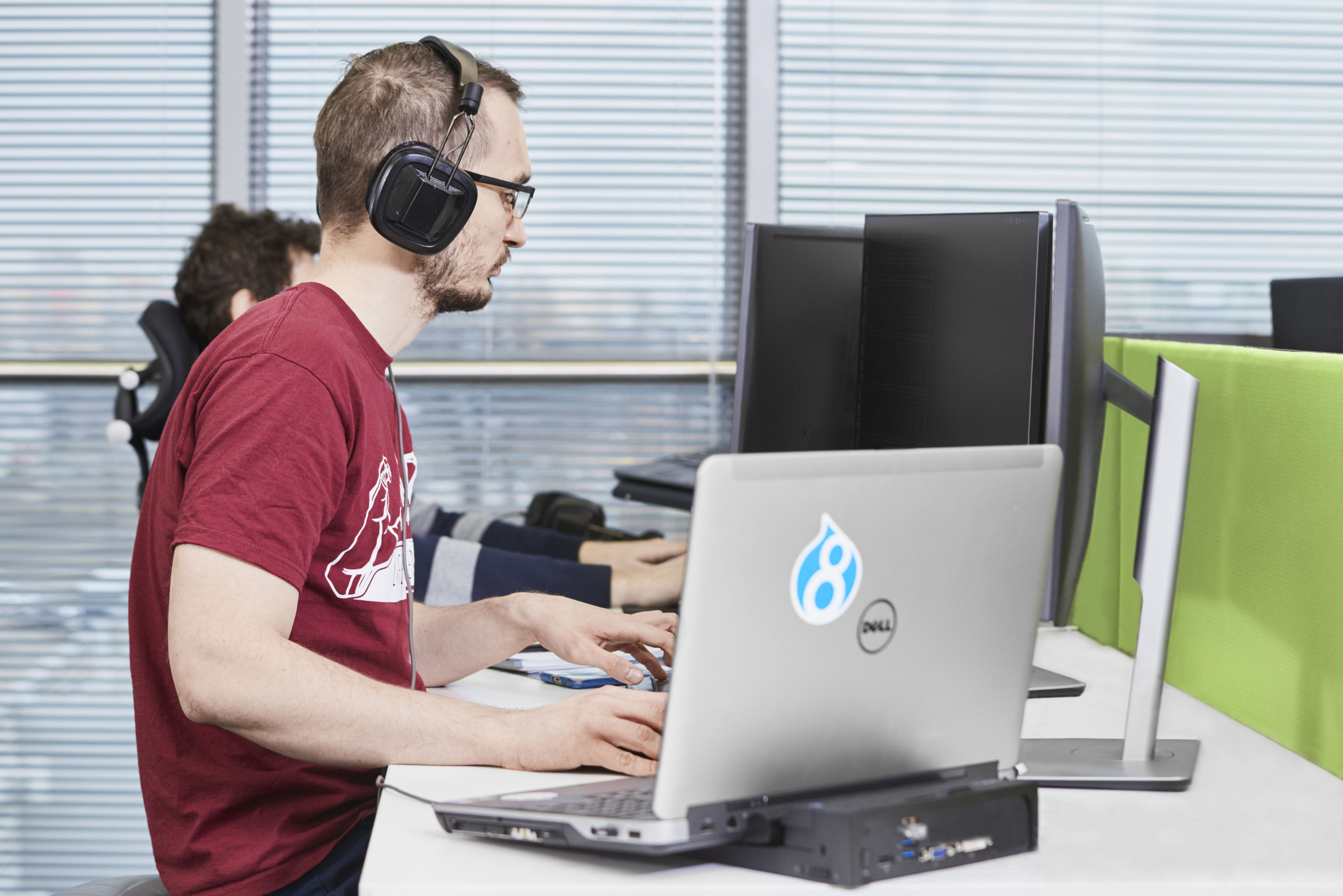 Usługi i produkty | Software House – Drupal & React & Symfony – Droptica